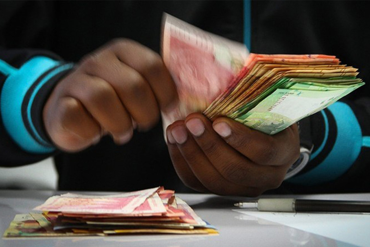 Fraudster fined R3000 for lying - JAMES KING & BADENHORST INCORPORATED